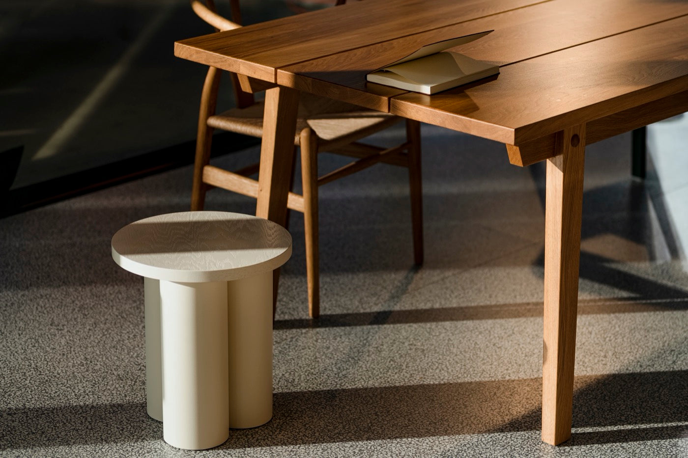 Modern & handy stool chairs | minimal & functional design - noo.ma