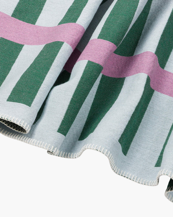 Onu Throw - Green & Lilac - 160x200 Patterned Blanket - noo.ma
